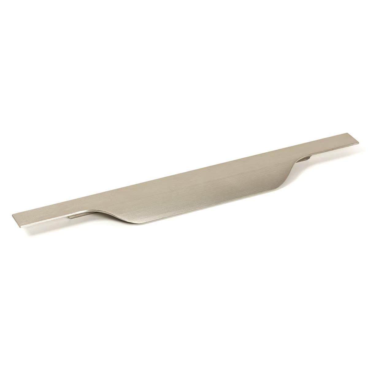 Momo Vector Lip Pull Handles